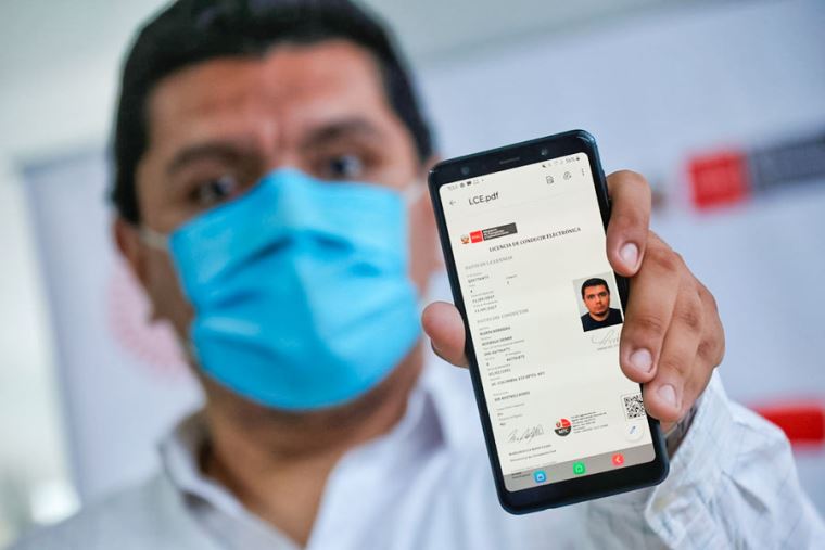 Usuarios pueden tramitar licencia de conducir electrónica desde sus ... Usuarios pueden tramitar licencia de conducir electrónica desde sus ...