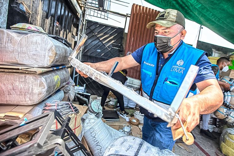 Mesa Redonda: MML clausura locales que eran usados como almacenes ...