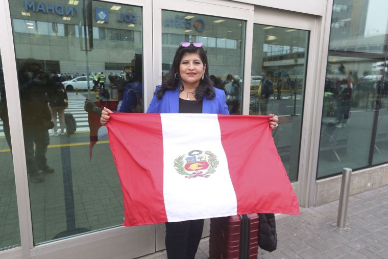 Aracely Quispe, ingeniera peruana en la NASA, recibe reconocimiento del ...