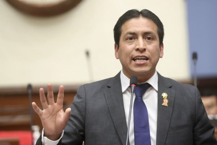 Declaran Procedente Denuncia Constitucional Contra El Congresista