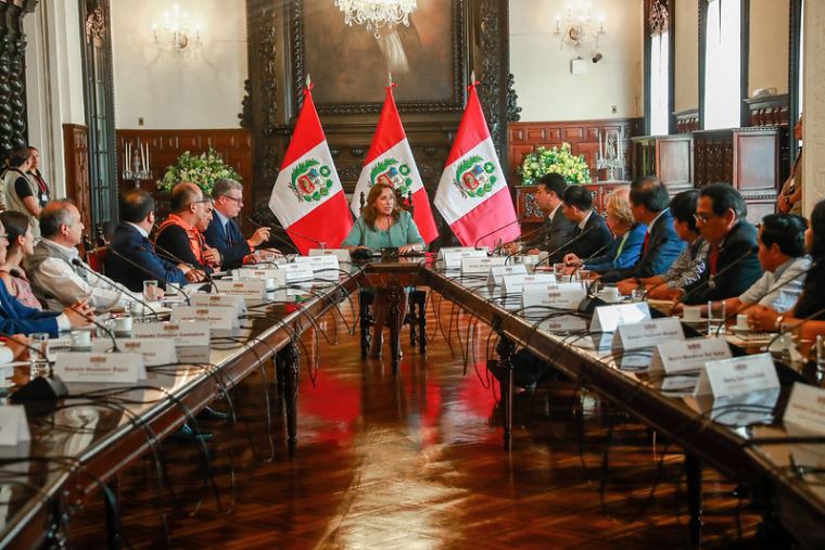 Presidenta coordina con alcaldes de la Mancomunidad Lima Este atención ... Presidenta coordina con alcaldes de la Mancomunidad Lima Este atención ...