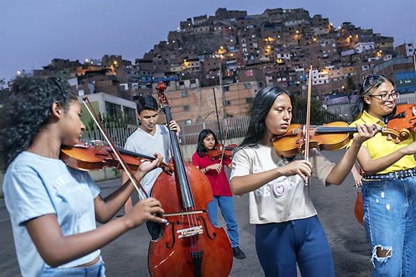 Sinfonía por el Perú lanza campaña de recaudación de fondos en pro de ... Sinfonía por el Perú lanza campaña de recaudación de fondos en pro de ...
